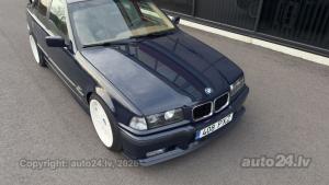 Blue BMW 3 Series 1995 in Parnu, with an engine capacity of 2.80 L and mileage of 270 thousand km for 8500 €, photo 2 on AUTOMOTO.COM.LV