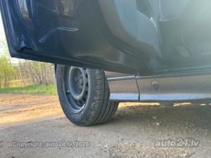 Zils BMW 3 Series 1995 Tallina, ar dzinēja tilpumu 2.80 L un nobraukumu 201 tūkst. km par 7000 €, foto 10 vietnē AUTOMOTO.COM.LV