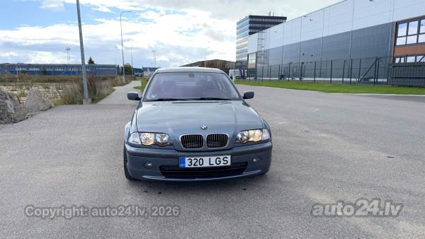 Zils BMW 3 Series 1999 Tallina, ar dzinēja tilpumu 2.00 L un nobraukumu 297 tūkst. km par 5490 €, foto 8 vietnē AUTOMOTO.COM.LV