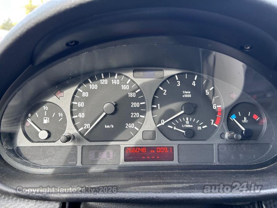 Blue BMW 3 Series 2000 in Tallinn, with an engine capacity of 0.00 L and mileage of 266 thousand km for 3990 €, photo 11 on AUTOMOTO.COM.LV