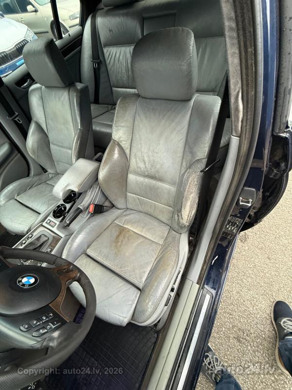 Blue BMW 3 Series 2001 in Tallinn, with an engine capacity of 2.90 L and mileage of 407 thousand km for 1999 €, photo 7 on AUTOMOTO.COM.LV