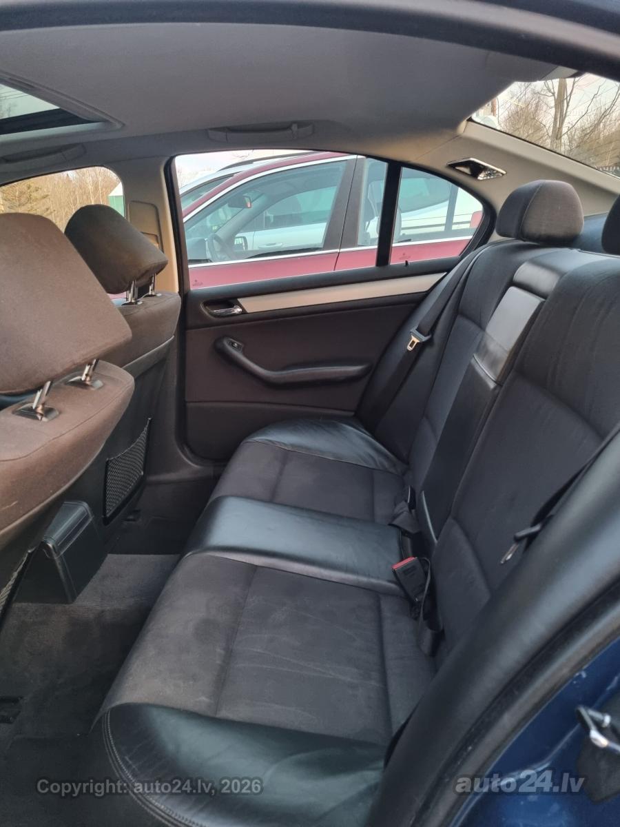 Zils BMW 3 Series 2002 Rapla, ar dzinēja tilpumu 2.20 L un nobraukumu 264 tūkst. km par 3290 €, foto 10 vietnē AUTOMOTO.COM.LV