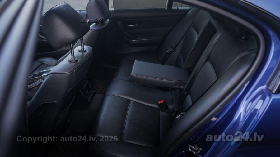 Zils BMW 3 Series 2007 Tallina, ar dzinēja tilpumu 3.00 L un nobraukumu 238 tūkst. km par 17999 €, foto 16 vietnē AUTOMOTO.COM.LV