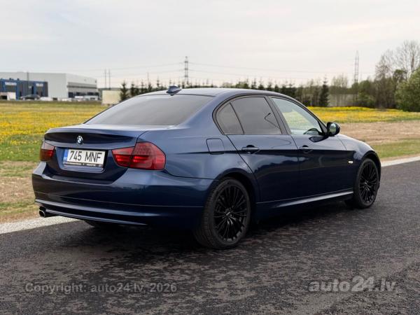 Zils BMW 3 Series 2010 Tallina, ar dzinēja tilpumu 2.00 L un nobraukumu 231 tūkst. km par 6000 €, foto 2 vietnē AUTOMOTO.COM.LV