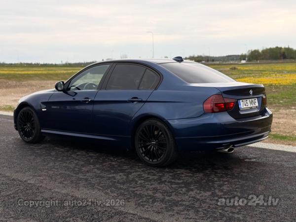 Zils BMW 3 Series 2010 Tallina, ar dzinēja tilpumu 2.00 L un nobraukumu 231 tūkst. km par 6000 €, foto 4 vietnē AUTOMOTO.COM.LV