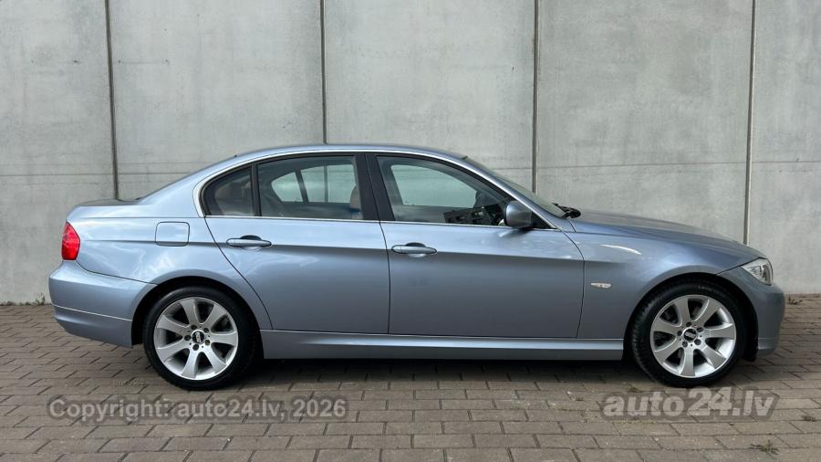 Blue BMW 3 Series 2011 in Tallinn, with an engine capacity of 3.00 L and mileage of 169 thousand km for 9900 €, photo 4 on AUTOMOTO.COM.LV