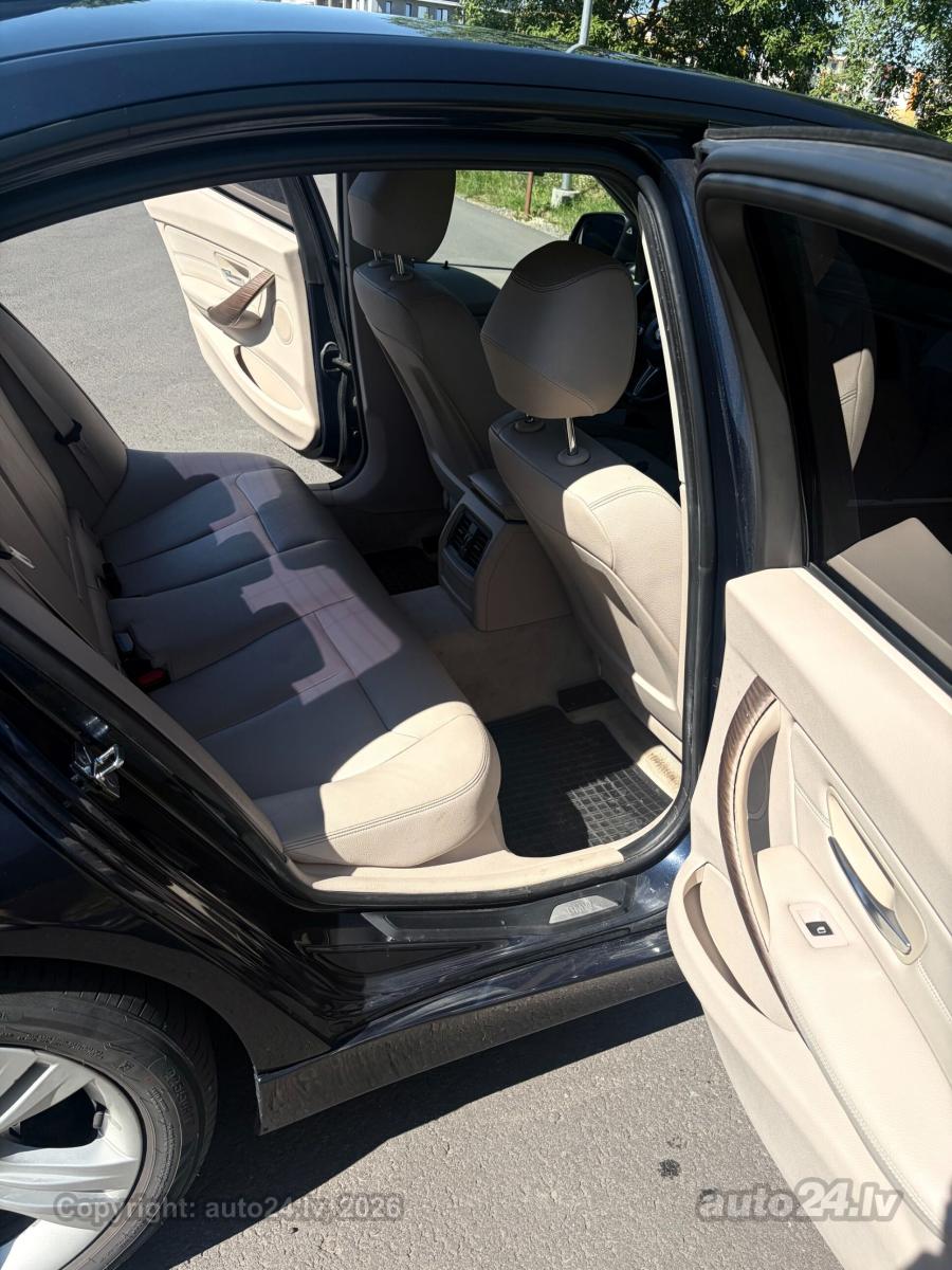 Blue BMW 3 Series 2012 in Tallinn, with an engine capacity of 2.00 L and mileage of 245 thousand km for 13000 €, photo 9 on AUTOMOTO.COM.LV