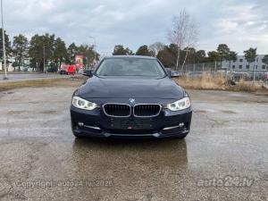Zils BMW 3 Series 2014 Tallina, ar dzinēja tilpumu 2.00 L un nobraukumu 166 tūkst. km par 8450 €, foto  vietnē AUTOMOTO.COM.LV