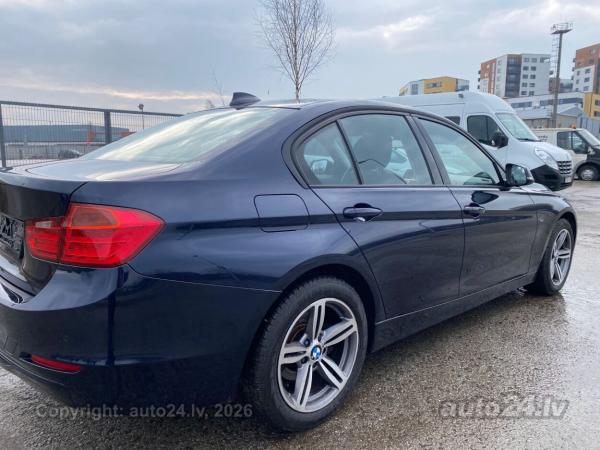 Blue BMW 3 Series 2014 in Tallinn, with an engine capacity of 2.00 L and mileage of 166 thousand km for 8450 €, photo 5 on AUTOMOTO.COM.LV