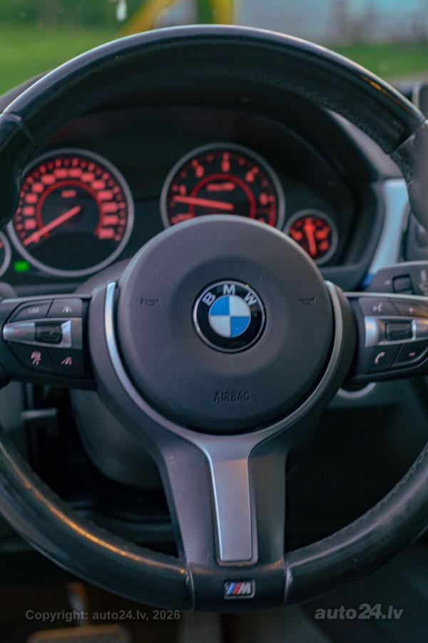 Zils BMW 3 Series 2015 Tallina, ar dzinēja tilpumu 3.00 L un nobraukumu 309 tūkst. km par 13800 €, foto 8 vietnē AUTOMOTO.COM.LV