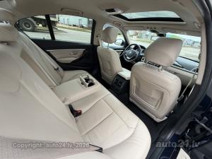 Blue BMW 3 Series 2017 in Tallinn, with an engine capacity of 2.00 L and mileage of 86 thousand km for 15900 €, photo 13 on AUTOMOTO.COM.LV