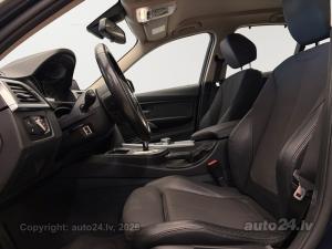 Blue BMW 3 Series 2017 in Tallinn, with an engine capacity of 2.00 L and mileage of 147 thousand km for 14490 €, photo 6 on AUTOMOTO.COM.LV