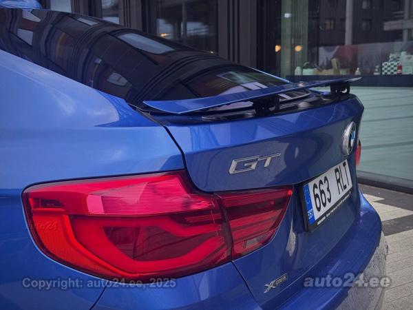 Blue BMW 3 Series 2018 in Tallinn, with an engine capacity of 2.00 L and mileage of 140 thousand km for 18900 €, photo 10 on AUTOMOTO.COM.LV