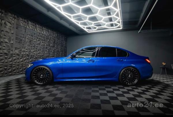 Zils BMW 3 Series 2019 Tallina, ar dzinēja tilpumu 2.00 L un nobraukumu 119 tūkst. km par 33995 €, foto 11 vietnē AUTOMOTO.COM.LV