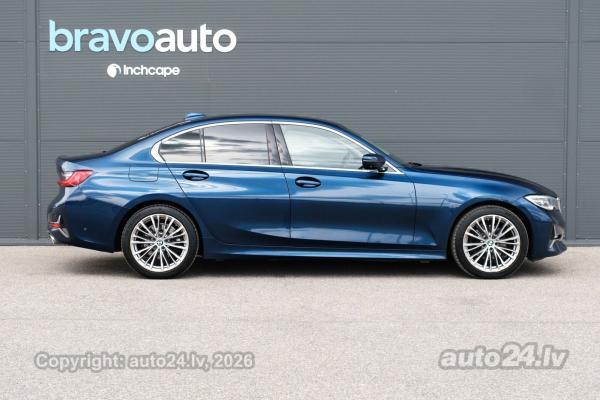 Blue BMW 3 Series 2019 in Tartu, with an engine capacity of 2.00 L and mileage of 149 thousand km for 25900 €, photo 4 on AUTOMOTO.COM.LV