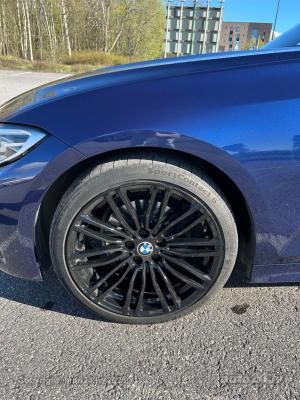 Zils BMW 3 Series 2019 Tallina, ar dzinēja tilpumu 2.00 L un nobraukumu 137 tūkst. km par 16000 €, foto 4 vietnē AUTOMOTO.COM.LV