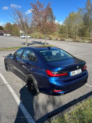 Zils BMW 3 Series 2019 Tallina, ar dzinēja tilpumu 2.00 L un nobraukumu 137 tūkst. km par 16000 €, foto 6 vietnē AUTOMOTO.COM.LV