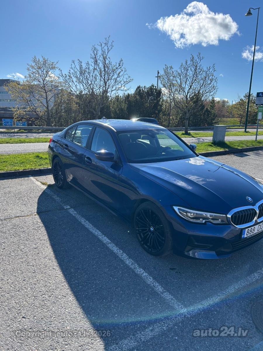 Zils BMW 3 Series 2019 Tallina, ar dzinēja tilpumu 2.00 L un nobraukumu 137 tūkst. km par 16000 €, foto 11 vietnē AUTOMOTO.COM.LV