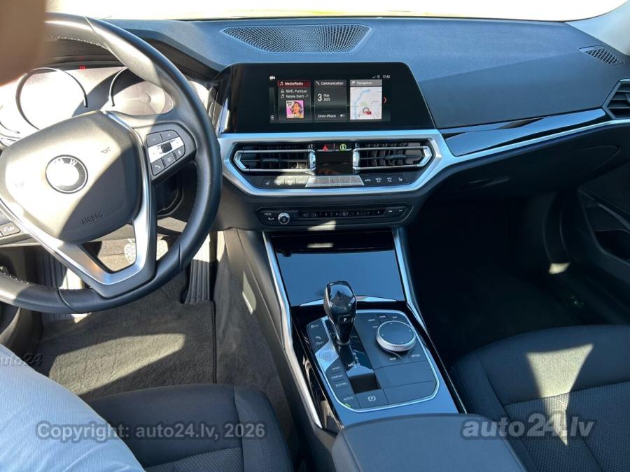 Zils BMW 3 Series 2019 Tallina, ar dzinēja tilpumu 2.00 L un nobraukumu 137 tūkst. km par 16000 €, foto 18 vietnē AUTOMOTO.COM.LV