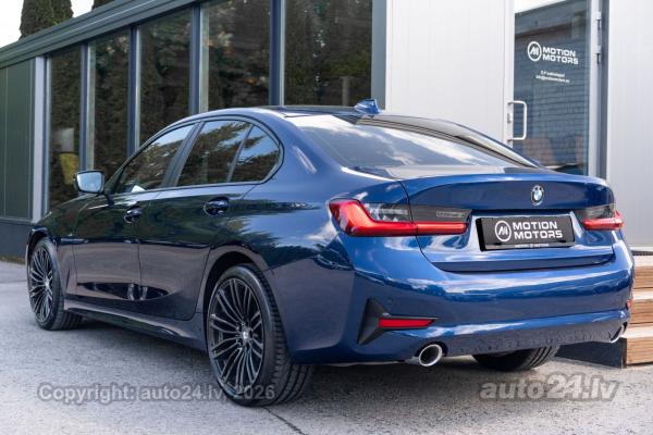 Zils BMW 3 Series 2019 Tallina, ar dzinēja tilpumu 2.00 L un nobraukumu 139 tūkst. km par 21490 €, foto 2 vietnē AUTOMOTO.COM.LV