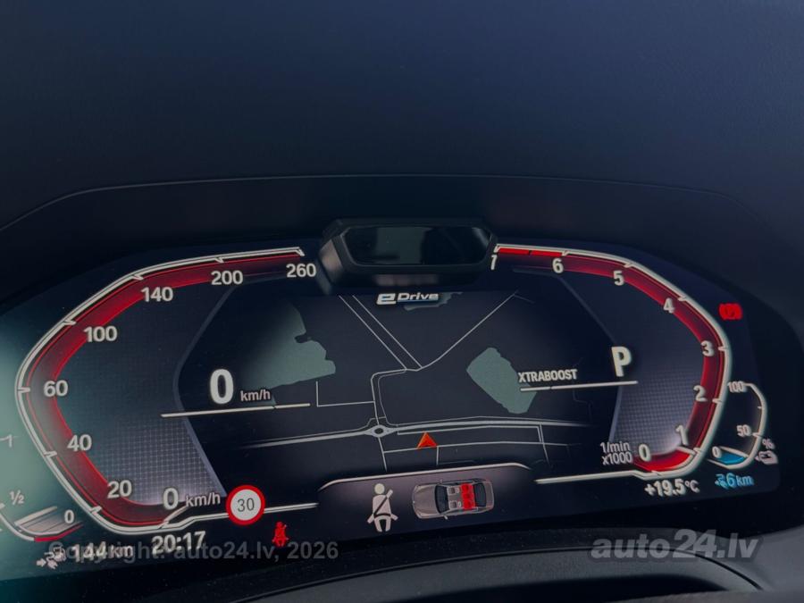 Blue BMW 3 Series 2020 in Tartu, with an engine capacity of 2.00 L and mileage of 105 thousand km for 32990 €, photo 14 on AUTOMOTO.COM.LV