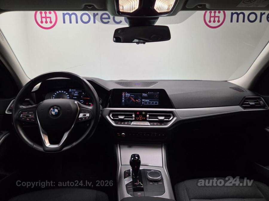 Zils BMW 3 Series 2021 Tallina, ar dzinēja tilpumu 2.00 L un nobraukumu 65 tūkst. km par 24900 €, foto 8 vietnē AUTOMOTO.COM.LV