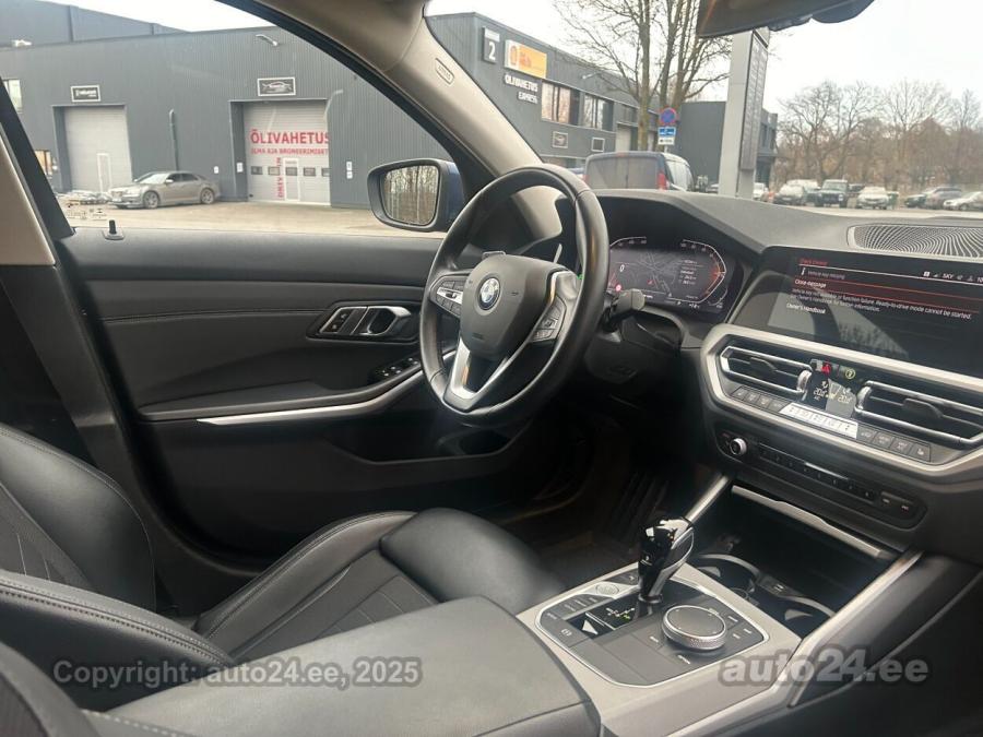 Zils BMW 3 Series 2022 Tallina, ar dzinēja tilpumu 3.00 L un nobraukumu 107 tūkst. km par 36900 €, foto 6 vietnē AUTOMOTO.COM.LV