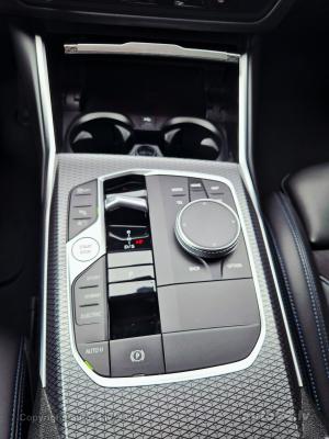 Zils BMW 3 Series 2022 Tallina, ar dzinēja tilpumu 2.00 L un nobraukumu 102 tūkst. km par 37990 €, foto 16 vietnē AUTOMOTO.COM.LV