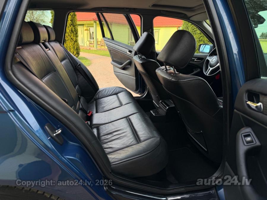 Zils BMW 3 Series 2002 Viljandi, ar dzinēja tilpumu 3.00 L un nobraukumu 304 tūkst. km par 3490 €, foto 12 vietnē AUTOMOTO.COM.LV