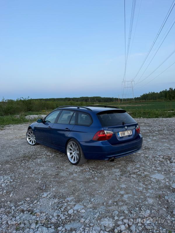Blue BMW 3 Series 2008 in Mustvee, with an engine capacity of 2.00 L and mileage of 390 thousand km for 3199 €, photo 5 on AUTOMOTO.COM.LV