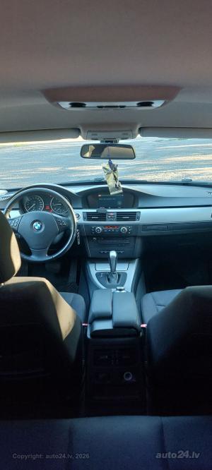 Zils BMW 3 Series 2008 Pērnava, ar dzinēja tilpumu 2.00 L un nobraukumu 305 tūkst. km par 4999 €, foto 8 vietnē AUTOMOTO.COM.LV