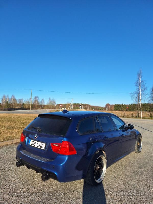 Zils BMW 3 Series 2009 Tallina, ar dzinēja tilpumu 2.00 L un nobraukumu 303 tūkst. km par 5500 €, foto 4 vietnē AUTOMOTO.COM.LV