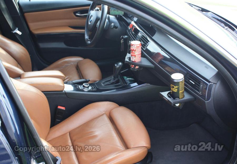 Blue BMW 3 Series 2009 in Haapsalu, with an engine capacity of 2.00 L and mileage of 474 thousand km for 4900 €, photo 10 on AUTOMOTO.COM.LV