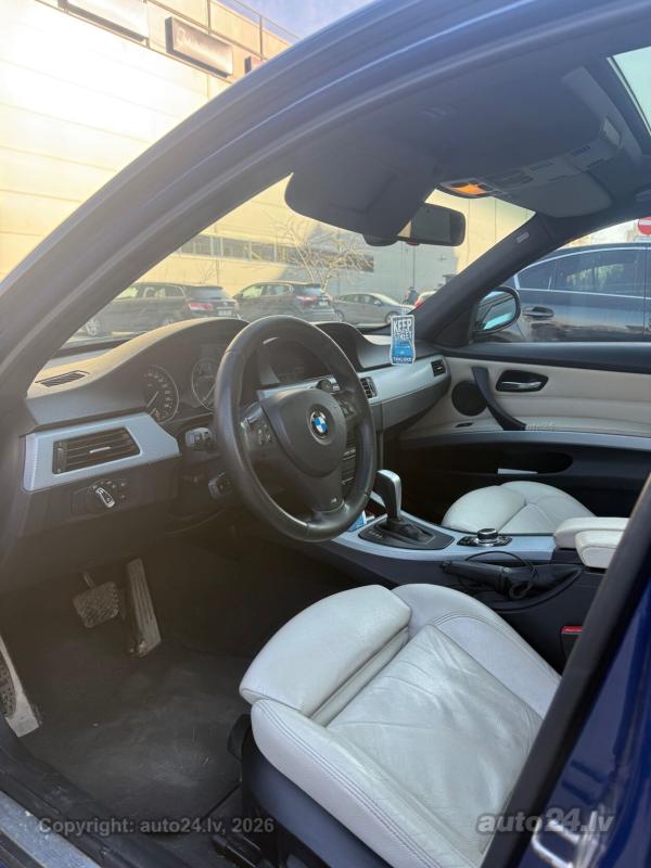 Blue BMW 3 Series 2010 in Tallinn, with an engine capacity of 3.00 L and mileage of 391 thousand km for 9800 €, photo 9 on AUTOMOTO.COM.LV