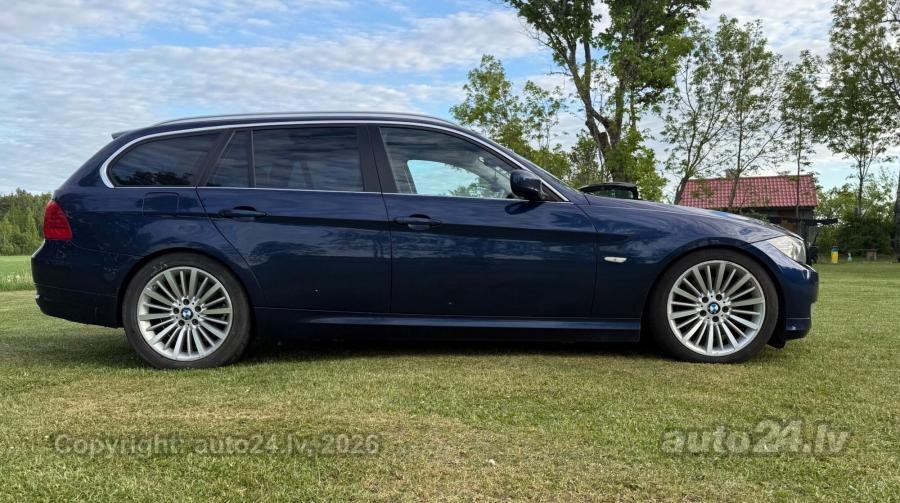 Zils BMW 3 Series 2011 Tallina, ar dzinēja tilpumu 3.00 L un nobraukumu 363 tūkst. km par 7990 €, foto 5 vietnē AUTOMOTO.COM.LV