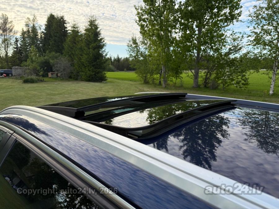 Zils BMW 3 Series 2011 Tallina, ar dzinēja tilpumu 3.00 L un nobraukumu 363 tūkst. km par 7990 €, foto 17 vietnē AUTOMOTO.COM.LV