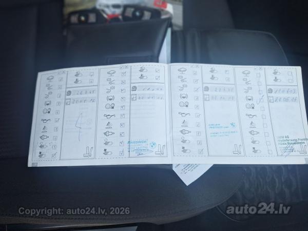 Zils BMW 3 Series 2011 Tallina, ar dzinēja tilpumu 2.00 L un nobraukumu 300 tūkst. km par 5490 €, foto 10 vietnē AUTOMOTO.COM.LV