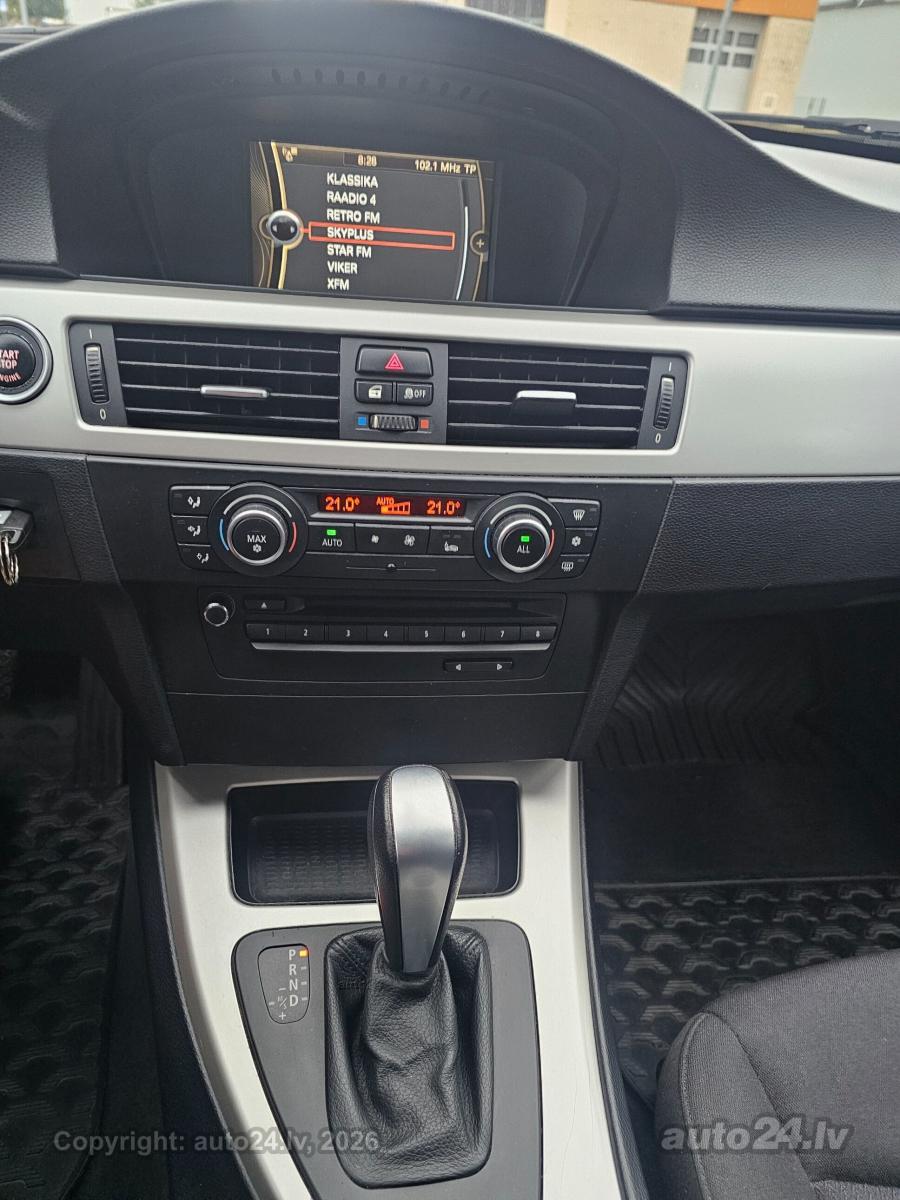 Blue BMW 3 Series 2011 in Paide, with an engine capacity of 2.00 L and mileage of 302 thousand km for 5450 €, photo 12 on AUTOMOTO.COM.LV