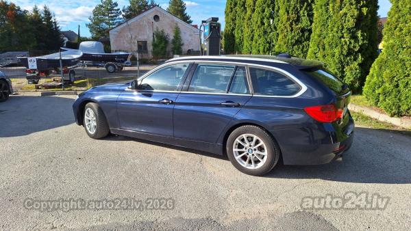 BMW 3 Series 2012 in Tallinn on AUTOMOTO.COM.LV Blue BMW 3 Series 2012 in Tallinn, with an engine capacity of 2.00 L and mileage of 261 thousand km for 7499 €, photo 1 on AUTOMOTO.COM.LV