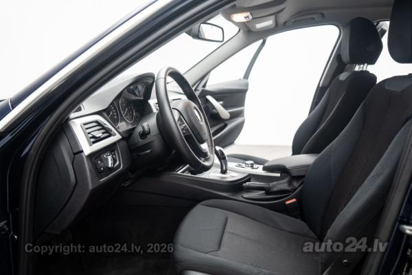 Zils BMW 3 Series 2013 Tallina, ar dzinēja tilpumu 2.00 L un nobraukumu 323 tūkst. km par 6999 €, foto 7 vietnē AUTOMOTO.COM.LV