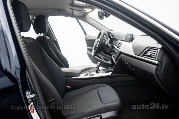 Zils BMW 3 Series 2013 Tallina, ar dzinēja tilpumu 2.00 L un nobraukumu 323 tūkst. km par 6999 €, foto 10 vietnē AUTOMOTO.COM.LV