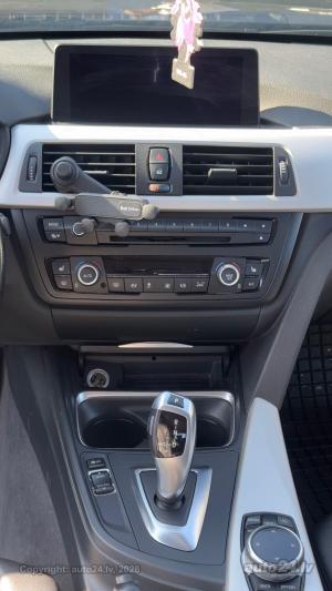 Zils BMW 3 Series 2014 Tallina, ar dzinēja tilpumu 2.00 L un nobraukumu 325 tūkst. km par 8900 €, foto 6 vietnē AUTOMOTO.COM.LV