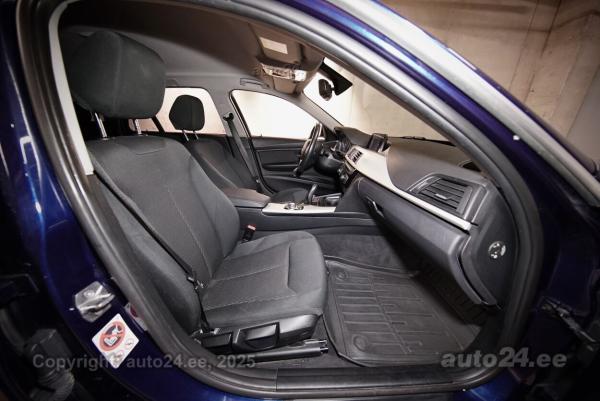 Zils BMW 3 Series 2015 Tallina, ar dzinēja tilpumu 2.00 L un nobraukumu 298 tūkst. km par 8990 €, foto 11 vietnē AUTOMOTO.COM.LV