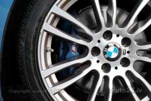 Blue BMW 3 Series 2015 in Tartu, with an engine capacity of 2.00 L and mileage of 242 thousand km for 14950 €, photo 12 on AUTOMOTO.COM.LV