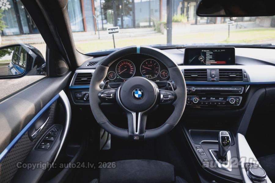 Blue BMW 3 Series 2015 in Tartu, with an engine capacity of 2.00 L and mileage of 242 thousand km for 14950 €, photo 16 on AUTOMOTO.COM.LV
