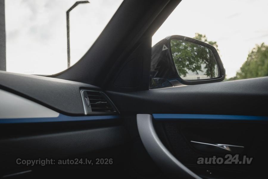 Blue BMW 3 Series 2015 in Tartu, with an engine capacity of 2.00 L and mileage of 242 thousand km for 14950 €, photo 21 on AUTOMOTO.COM.LV