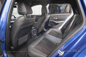 Blue BMW 3 Series 2019 in Tartu, with an engine capacity of 2.00 L and mileage of 186 thousand km for 23900 €, photo 13 on AUTOMOTO.COM.LV