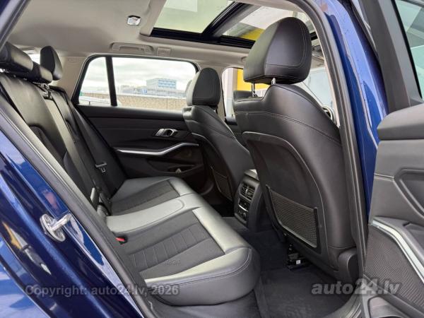 Blue BMW 3 Series 2020 in Tallinn, with an engine capacity of 2.00 L and mileage of 211 thousand km for 17990 €, photo 11 on AUTOMOTO.COM.LV