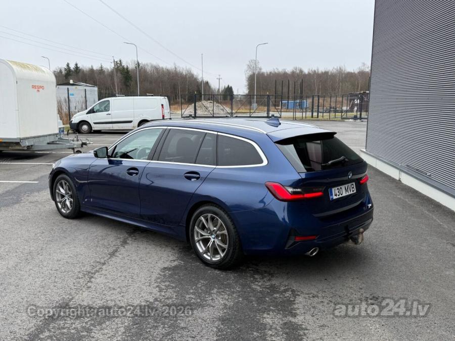 Blue BMW 3 Series 2020 in Tallinn, with an engine capacity of 2.00 L and mileage of 193 thousand km for 21990 €, photo 3 on AUTOMOTO.COM.LV