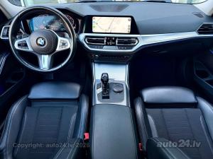 Zils BMW 3 Series 2020 Tallina, ar dzinēja tilpumu 2.00 L un nobraukumu 205 tūkst. km par 19999 €, foto 10 vietnē AUTOMOTO.COM.LV